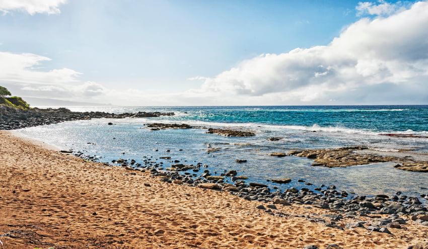 Paia Secret Beach in Maui - Hawaiian Planner